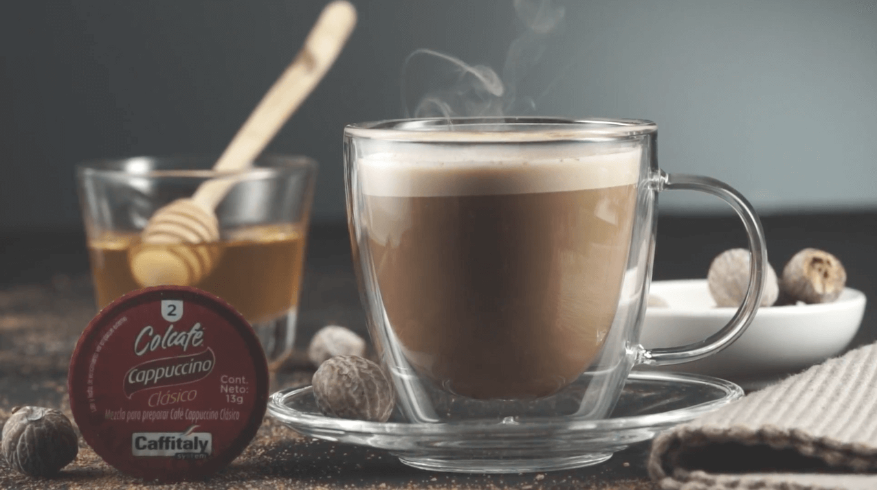 Prepara un Colcafé Cappuccino Clásico - Apasionados por el Café